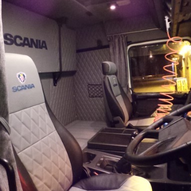 Scania 143 interior – A&T Autostyle